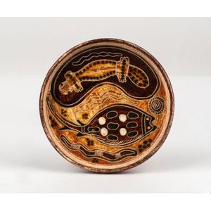Australian pottery dish with sgraffito animal decoration by Carl Cooper ...