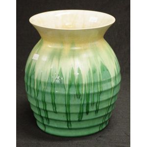 1940s and 1950s Remued (Australia) vases and ewers - price guide and values