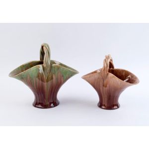 1940s and 1950s Remued (Australia) vases and ewers - price guide and values