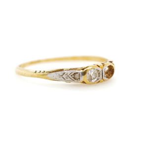 18ct Gold Diamond Ring, Missing Stones, Size L-M - Rings - Jewellery