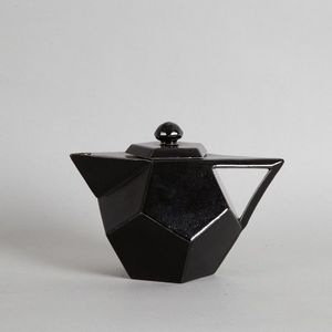 Geometric Teapot by Roy Cowan (1985) - New Zealand Potters & Themes ...