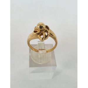 Floral 9ct Gold Ring, Size M, 4.5g - Rings - Jewellery