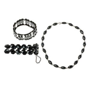 English Victorian and later Whitby jet necklace - price guide and values