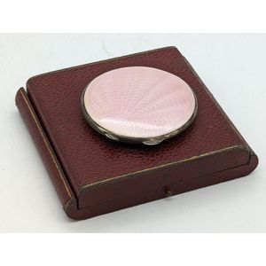 Vintage enamelled compacts - price guide and values
