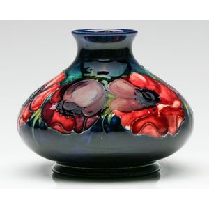 Poppy pattern by Moorcroft Pottery (England) - price guide and values