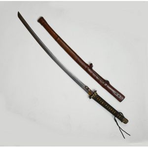 Japanese Shin Gunto Katana with Leather Scabbard - Edged Weapons ...