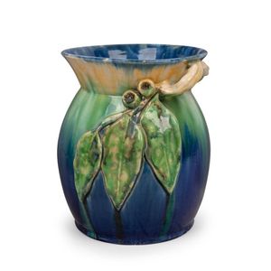 1940s and 1950s Remued (Australia) vases and ewers - price guide and values