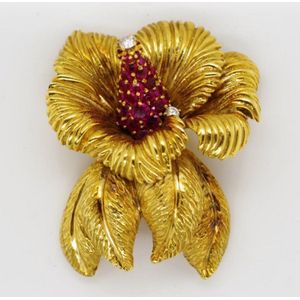 18ct Gold Ruby & Diamond Flower Brooch - Brooches - Jewellery