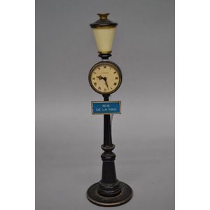 Jaeger LeCoultre (Switzerland) clock - price guide and values