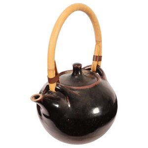 Colin Levy (Australia) ceramics - price guide and values
