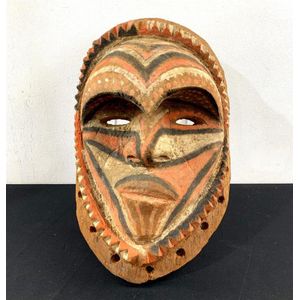 Vanuatu / New Hebrides artefacts, masks - price guide and values