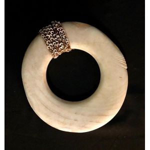 Yua Clamshell Ring: Symbol of Wealth and Marriage - New Guinean - Tribal