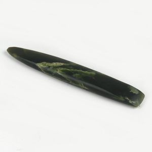 New Zealand Maori artefacts mallets and chisels - price guide and values