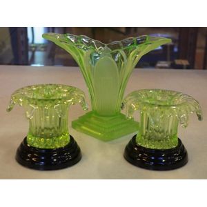 Antique 1920s-30s Depression era glass - price guide and values