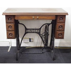 Vintage Singer sewing machine table with wood top - Frames - Small ...