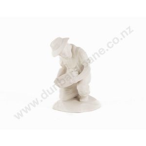 Gold Panner Bisqueware Figurine - R S Lovatt - New Zealand Potters ...