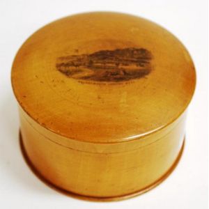 Antique and vintage mauchline ware / tartan ware - price guide and values