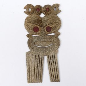 New Zealand Maori artefacts heru (combs) - price guide and values