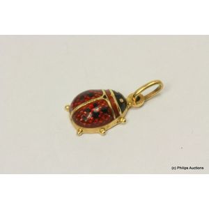 Enamelled Ladybug Charm Pendant in 18ct Yellow Gold - Pendants/Lockets ...