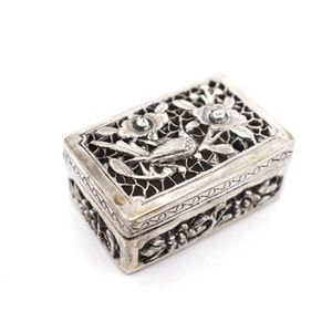 Chinese cricket cages and cricket boxes - price guide and values