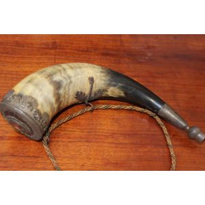 Scottish Horn Powder Flask, 27cm - Uniforms, Kit, & Field Equipment ...