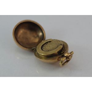 Gold Sovereign and coin cases - price guide and values