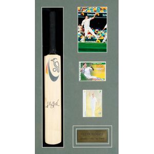 Signed Cricket Displays & Memorabilia - Sporting - Cricket - Memorabilia