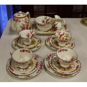 16-Piece Old Chelsea Tea Set - Zother - 18th Century British - Ceramics