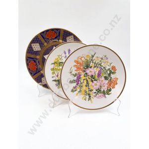 Caverswall China (England) ceramics - price guide and values