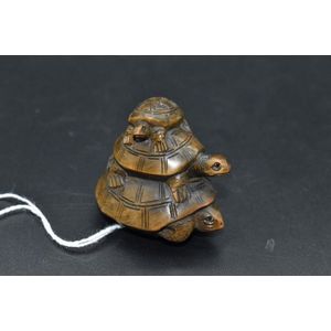 Carved Japanese bone, horn or antler netsuke - price guide and values