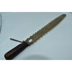 Taxidermied swordfish / sawfish rostrum (bills) - price guide and values