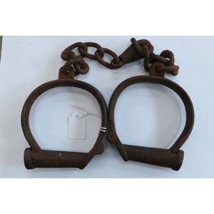 Australian Colonialconvict leg irons / ball and chain used in Van ...