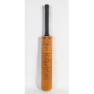 Replica 1905 Australian Cricket Bat with Autographs - Sporting ...