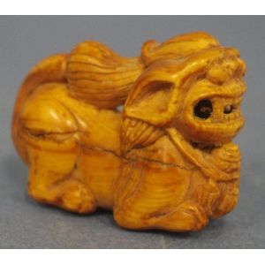 Stained Ivory Japanese Temple Dog Okimono - Ivory - Oriental