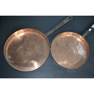 Graduated Copper Frying Pans with 'Sp' Stamp - Copper - Metalware