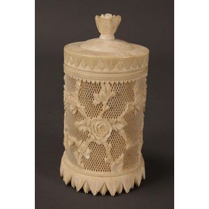 Carved Chinese ivory boxes - price guide and values