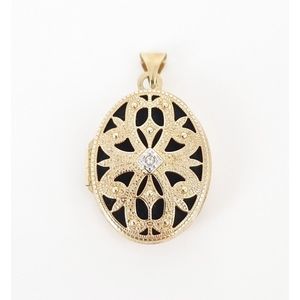 9ct Gold Locket with Small Diamond, 1.9g, 22mm Length - Pendants ...