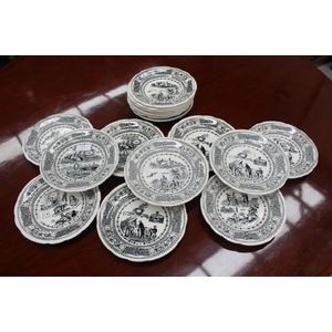 Black & White Gien Plates Set (18) - Zother - 19th Century European ...