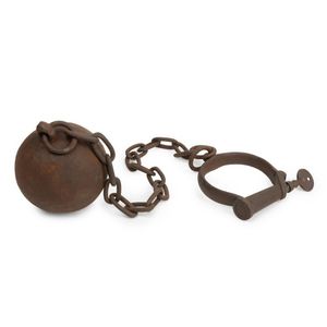 Australian Colonialconvict leg irons / ball and chain used in Van ...