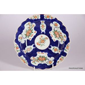 Worcester Blue Ground Plate with Kakiemon Pattern - Worcester - Ceramics