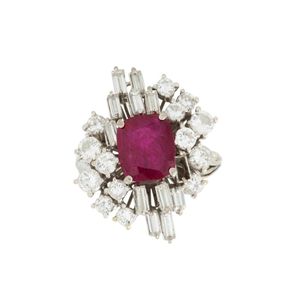 18ct White Gold Ruby & Diamond Cluster Ring, 8.5g - Rings - Jewellery