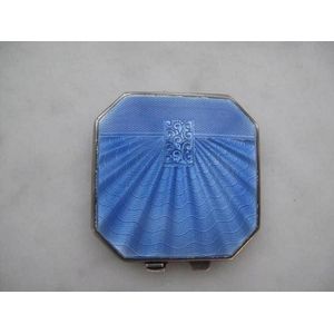 Vintage enamelled compacts - price guide and values