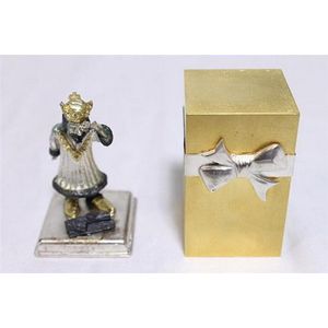 Silver items by Australian / British silversmith Stuart Devlin - price ...