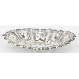 Martin Hall & Co. (England) silversmiths - price guide and values