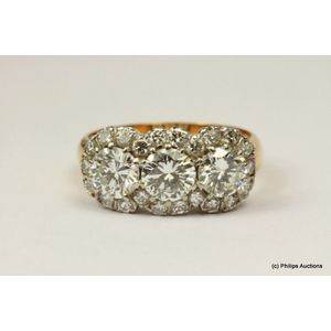 18ct Three Stone Diamond Cluster Ring - Rings - Jewellery