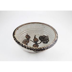 Floral Bowl by Peter Knuckey - New Zealand Potters & Themes - Ceramics