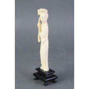 Chinese Ivory Lady with Ruyi Sceptre on Stand - Ivory - Oriental