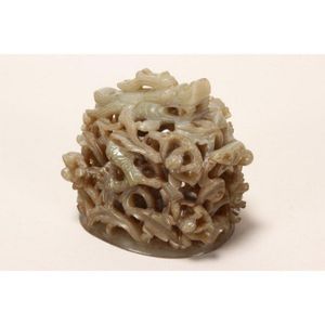 Qing Dynasty Dragon Jade Hat Finial - Jade - Oriental