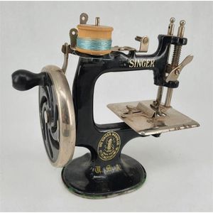 Vintage Singer Sewing Machine Salesman Sample - 17cm Height - Sewing ...