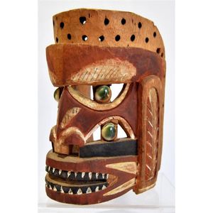 Malagan Mask from Papua New Guinea - New Guinean - Tribal